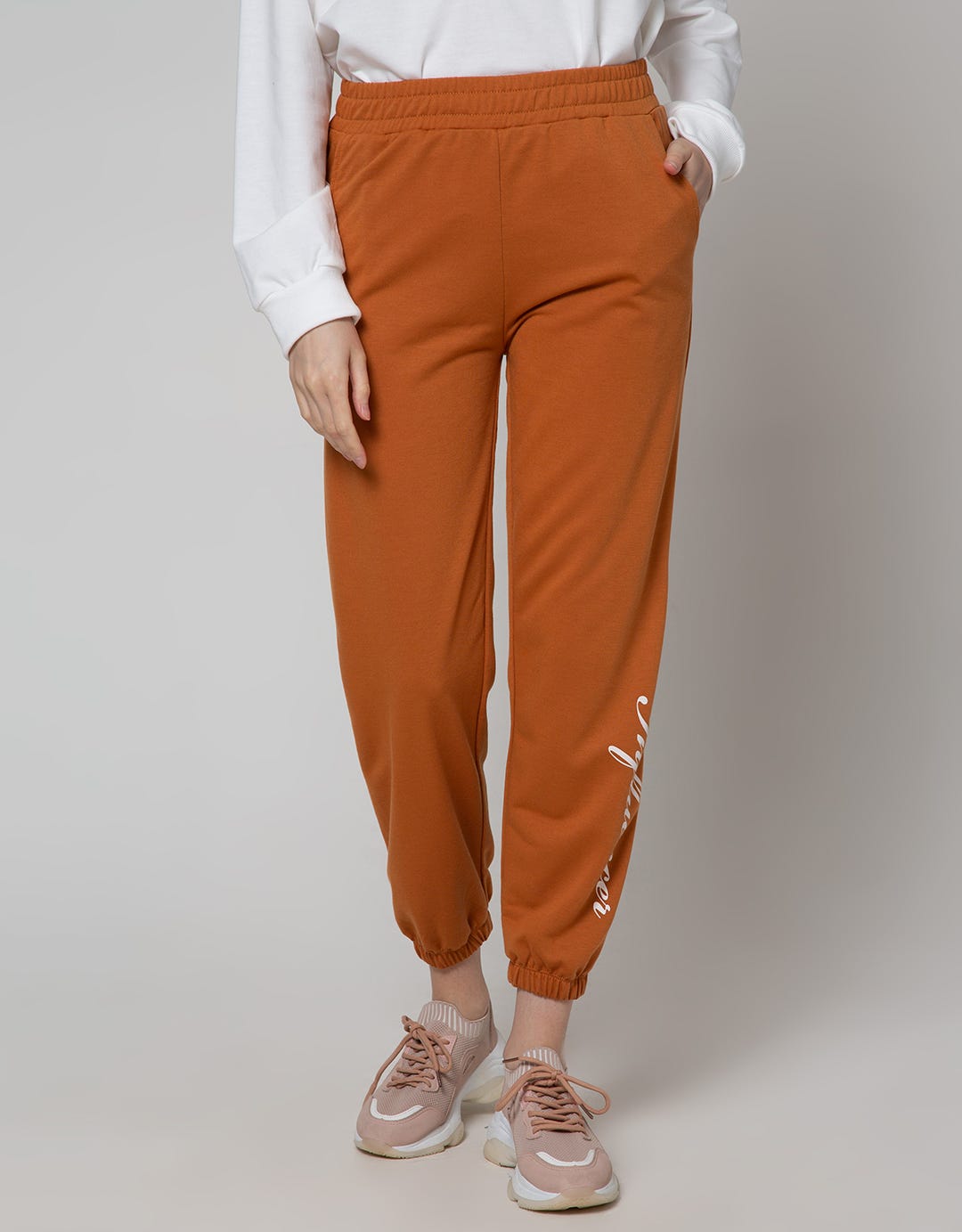 Nevada Influencer Woman Casual Jogger – Matahari.com