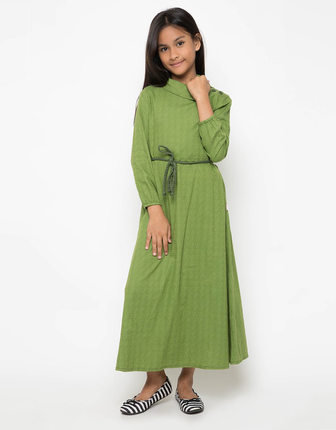 Exit Girls Deana Lon – Matahari.com